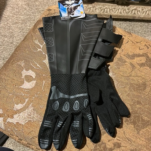 Batman | Other | Batman Gauntlets For Adult Costume The Dark Knight ...